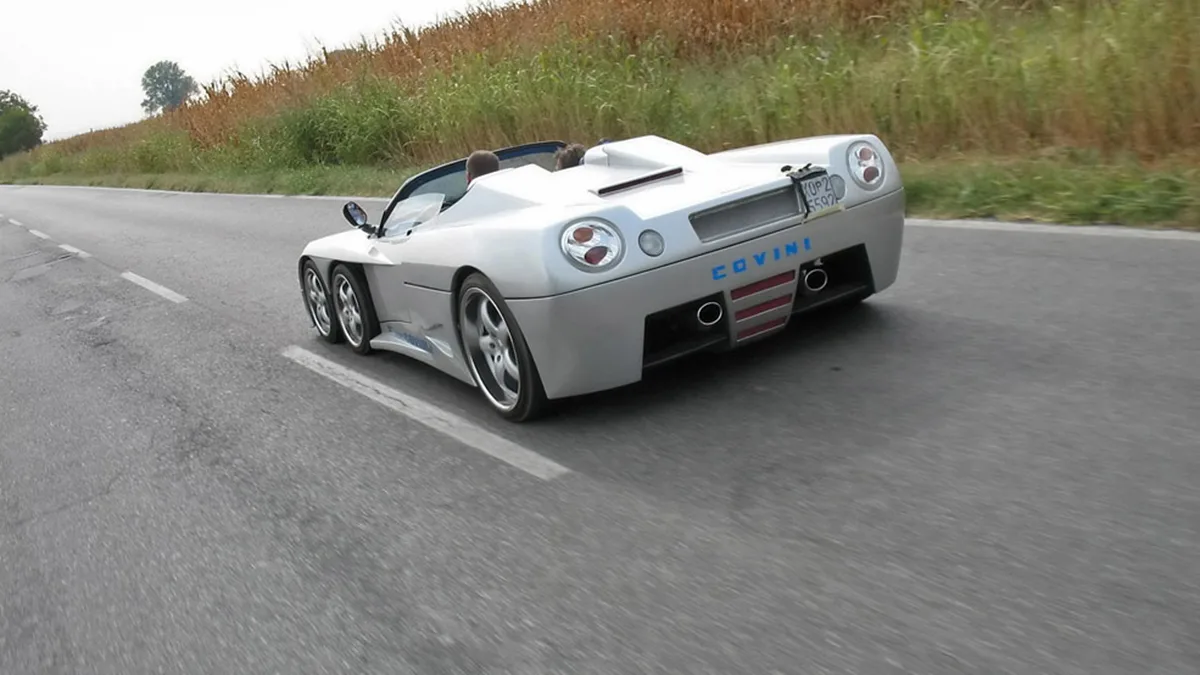 LOS '40 PRINCIPALES' COCHES RAROS POR TIERRA, MAR Y AIRE ...