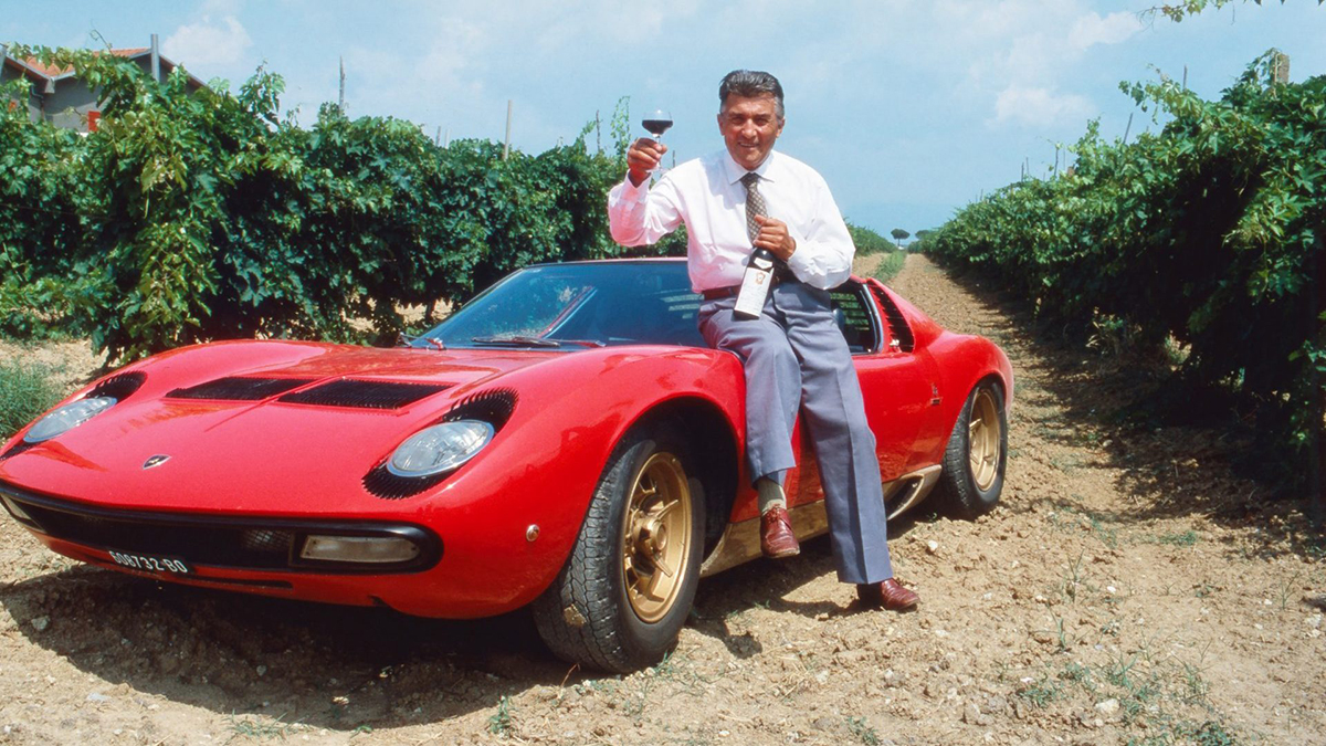 ENZO FERRARI: LA FORJA DE LA LEYENDA DEL "COMMENDATORE ...