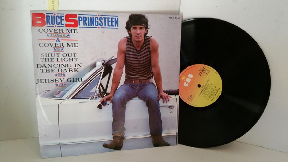 RUEDAS Y REMACHES: CUANDO LOS BLUE JEANS ARRANCARON MOTORES ...